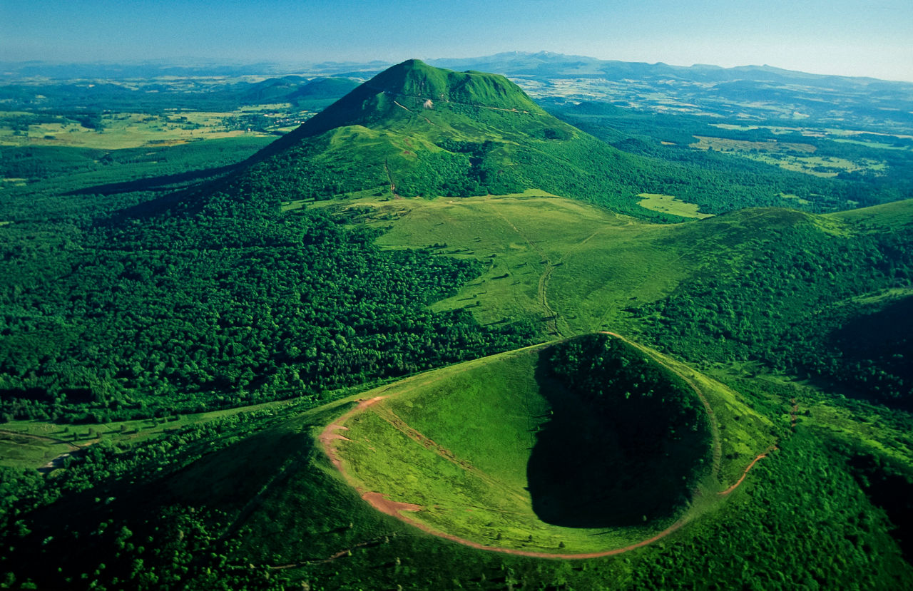 Eau Volvic | Eau minérale Naturelle | Volvic France